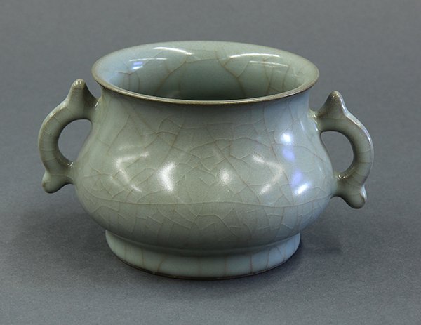 Chinese Guan-type Ceramic Censer - May 18, 2014 | Clars Auction Gallery ...