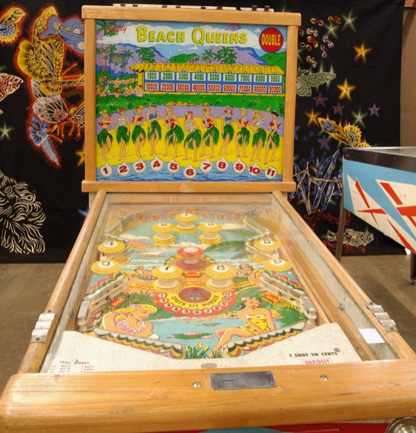 4166: Bally Beach Queens pinball machine : Lot 4166