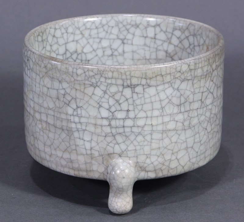 Chinese Guan-type Ceramic Censer - May 18, 2014 | Clars Auction Gallery ...