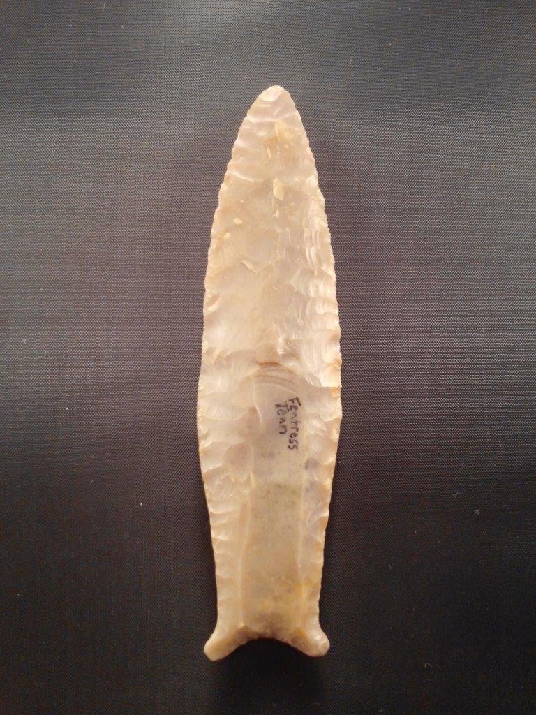 CUMBERLAND ARROWHEAD INDIAN ARTIFACT
