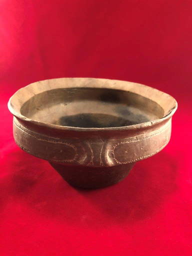 Caddo Means Compound Bowl Indian Artifact Arrowhead