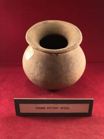 Panama Pottery Indian Artifact Arrowhead