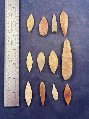 12 Neolithic Points Indian Artifact Arrowhead