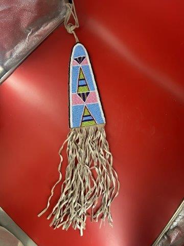 Beaded Tomahawk Drop Indian Artifact Arrowhead Auction