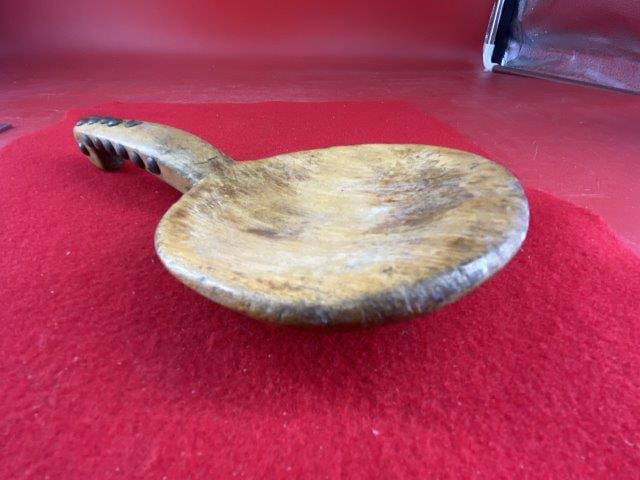 Effigy Tacked Wood Spoon Indian Artifact Arrowhead Auction