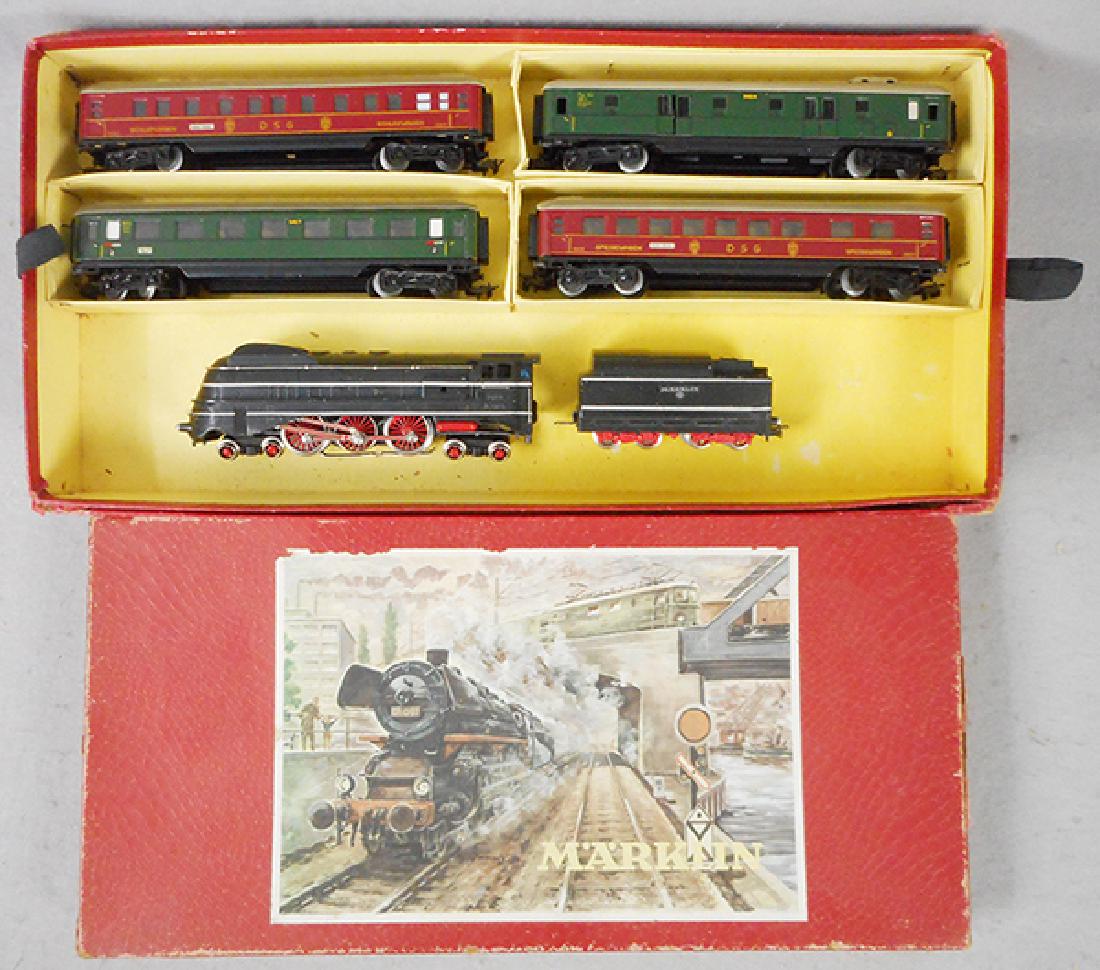 MARKLIN TRAIN SET