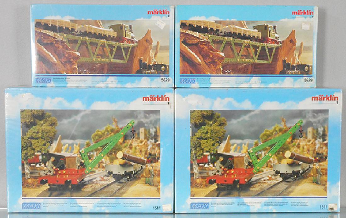 4 MARKLIN MAXI BUILDING SETS