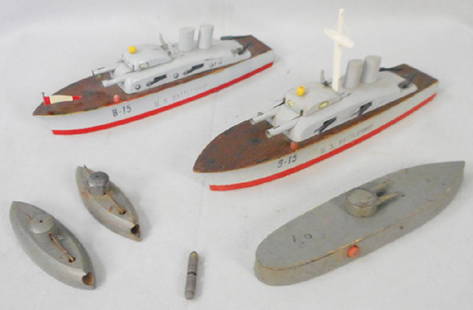 Schoenhut Exploding Battleship