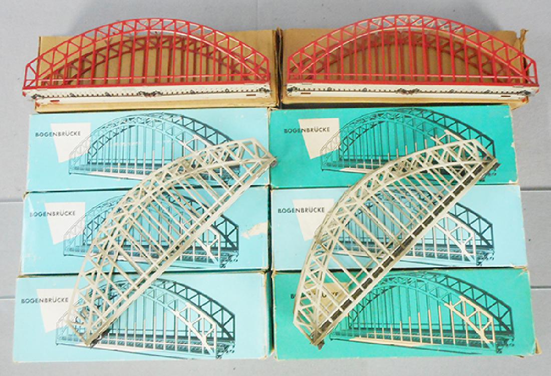 MARKLIN BRIDGE LOT - Jun 08, 2019 | Lloyd Ralston Gallery in CT