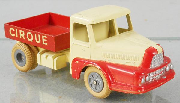 Jrd 124 Unic Circus Tractor