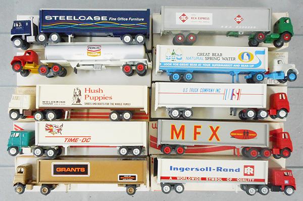 10 WINROSS TRUCKS - Oct 12, 2019 | Lloyd Ralston Gallery in CT