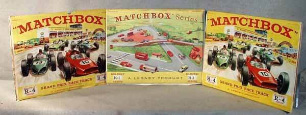 016: 3 Matchbox Roadway Sets