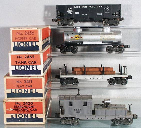 005: 4 LIONEL FREIGHT CARS - Jun 12, 2010 | Lloyd Ralston Gallery in CT