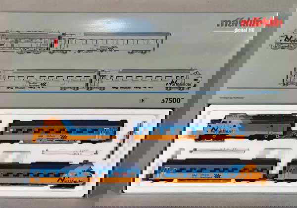 1132: MARKLIN 37500 NORTHLANDER TRAIN SET