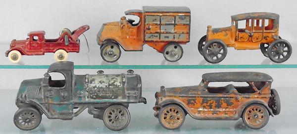 5 Cast Iron Vehicles
