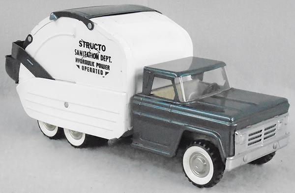 STRUCTO SANITATION TRUCK (#0046) on Oct 29, 2022 | Lloyd Ralston ...