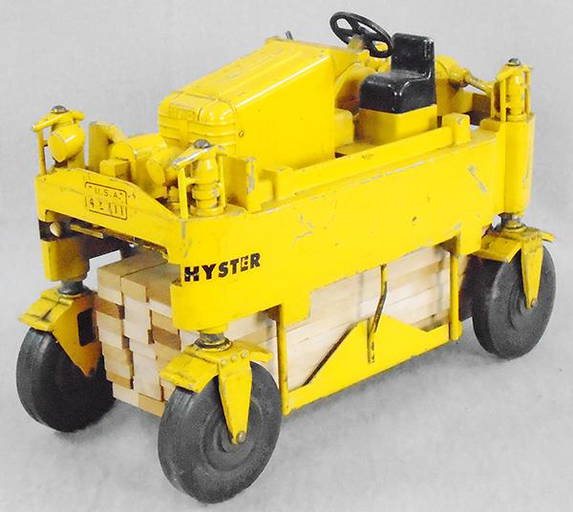 DRUGE 51 HYSTER STRADDLE TRUCK (#0236) on Oct 29, 2022 | Lloyd Ralston ...