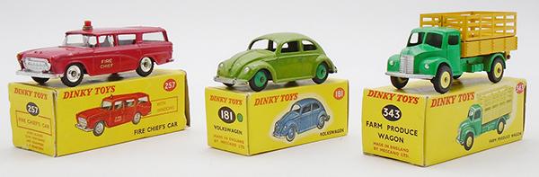 3 Dinky Vehicles Auction
