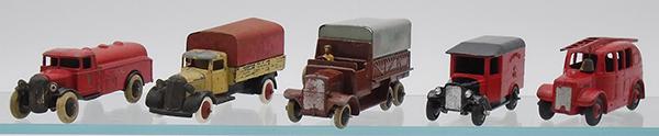 5 Dinky Vehicles Auction