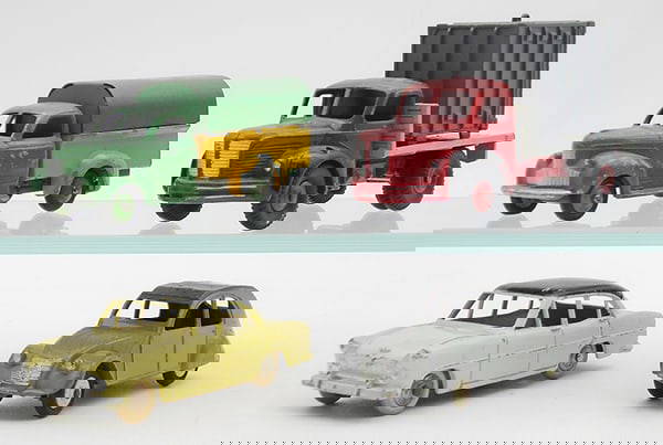 4 French Dinky Vehicles Auction