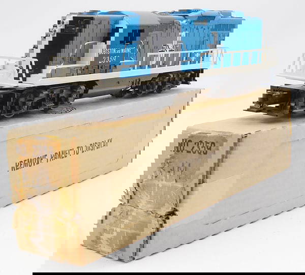 Lionel 2359 B&m Gp9 Switcher Auction