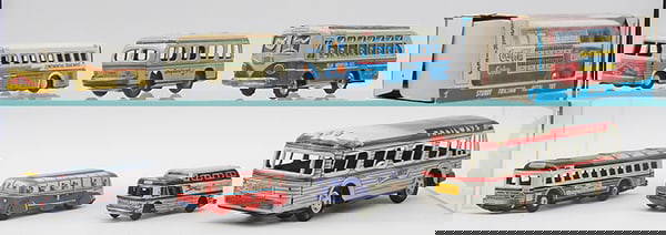 8 Toy Buses Auction
