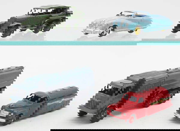 4 Dinky Vehicles Auction