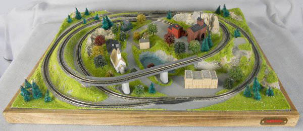 MARKLIN Z GAUGE TRAIN LAYOUT - Feb 16, 2013 | Lloyd Ralston Gallery in CT