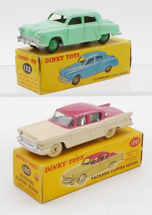 2 Dinky Vehicles Auction