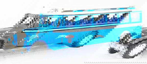 Retro 123 Greyhound Motorcoach - Aug 09, 2025 | Lloyd Ralston Gallery In Ct