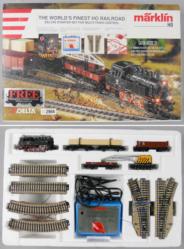 MARKLIN 2964 DELUXE STARTER TRAIN SET