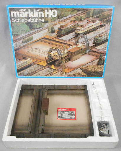 MARKLIN 7294 TRANSFORMER TABLE - May 09, 2015 | Lloyd Ralston Gallery in CT