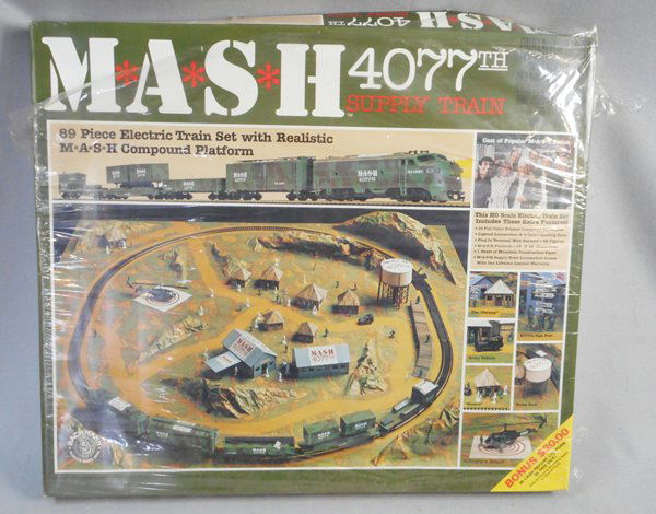 BACHMANN MASH 4077TH TRAIN SET - Jan 09, 2016 | Lloyd Ralston Gallery in CT