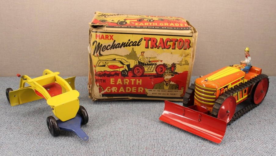 Marx Mechanical Tractor & Earth Grader With Box