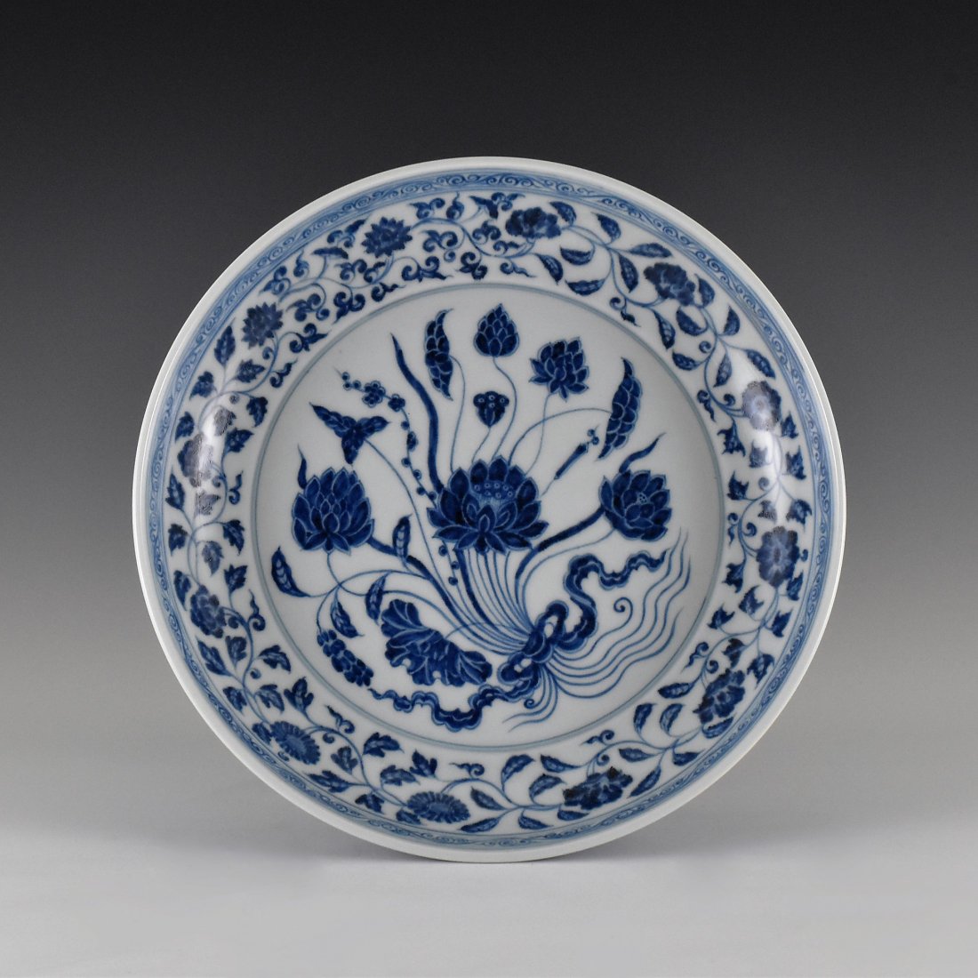 VERY FINE CHINESE MING BLUE & WHITE PEONY PLATE - Jun 15, 2019 | Lauren ...