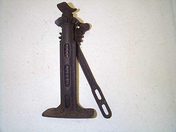 Walker Mfg. Co. Ratchet Jack, Racine, Wis., No. 21