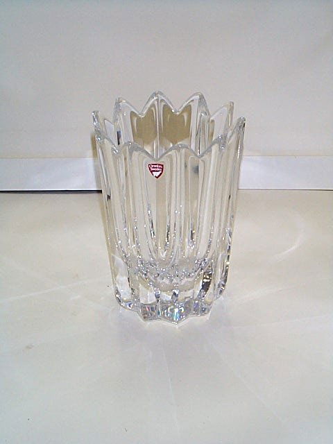 261: Orrefors crystal vase. Signed Orrefors 77 4514-22 - Oct 19, 2006 ...