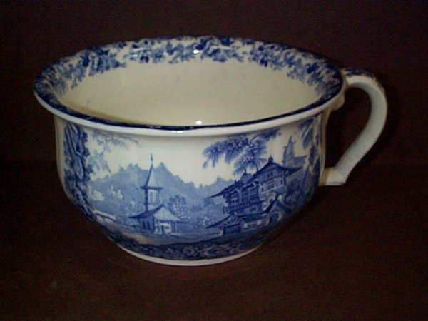 1094: Flow Blue Chamber Pot Signed: Mintons Genevese