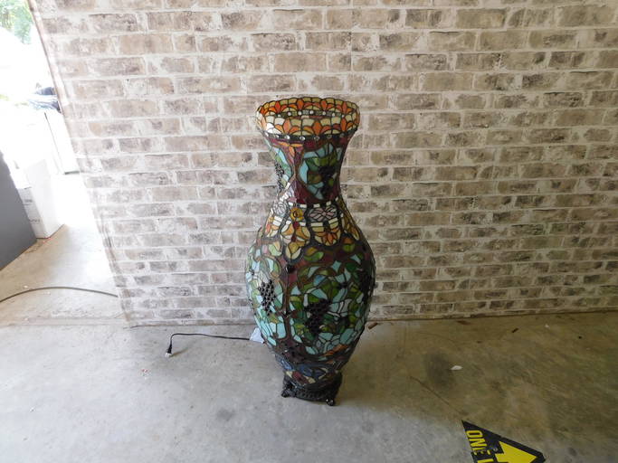 Qvc/hsn Stained Glass Lamp Vase