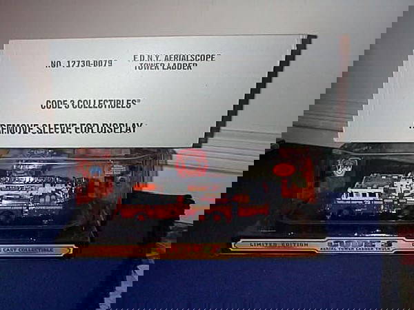 Code 3 Collectibles Number 12730 0079 Fdny Aerials