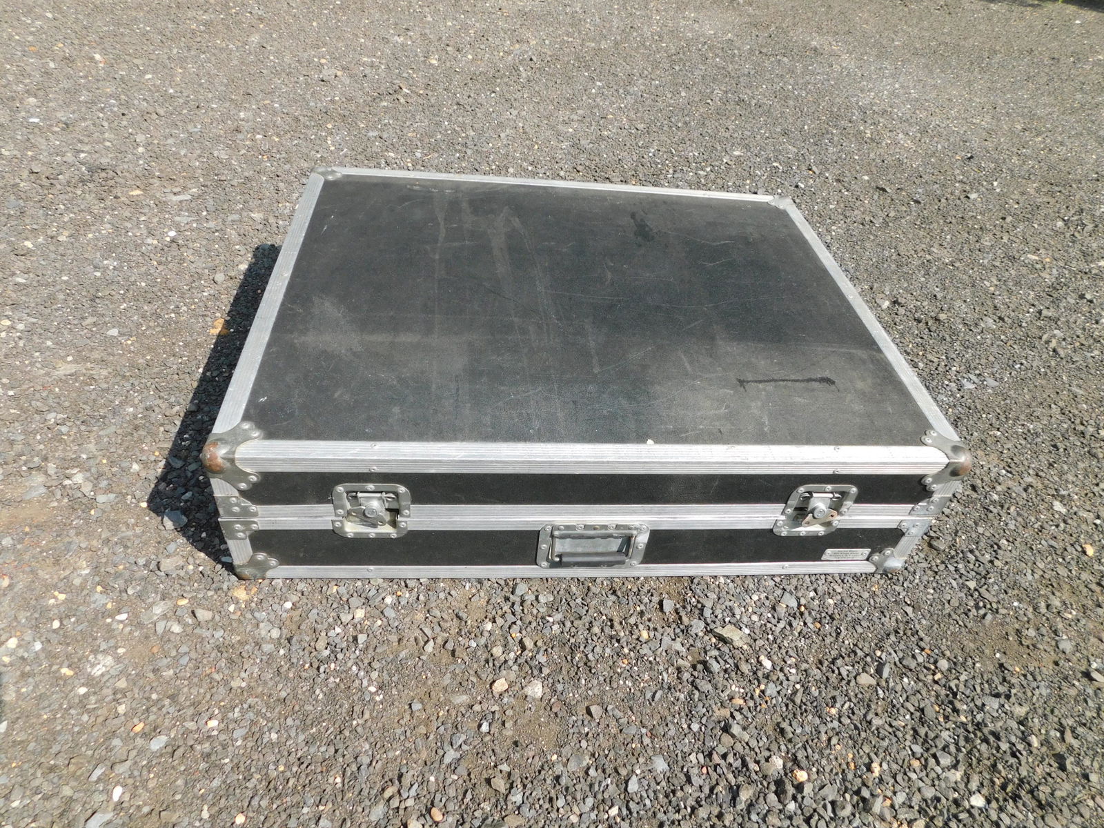 Heavy Duty Roadie/traveling Case