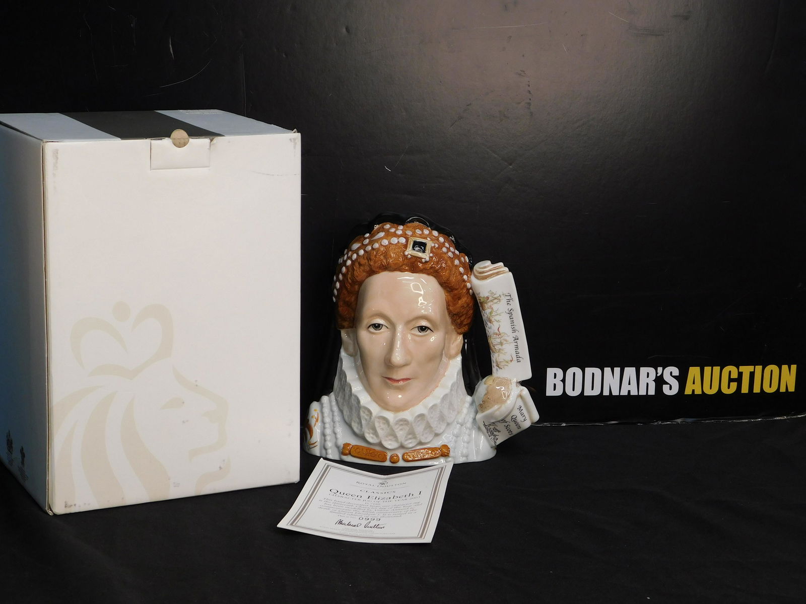 Royal Doulton Queen Elizabeth 1 Character Jug In Box