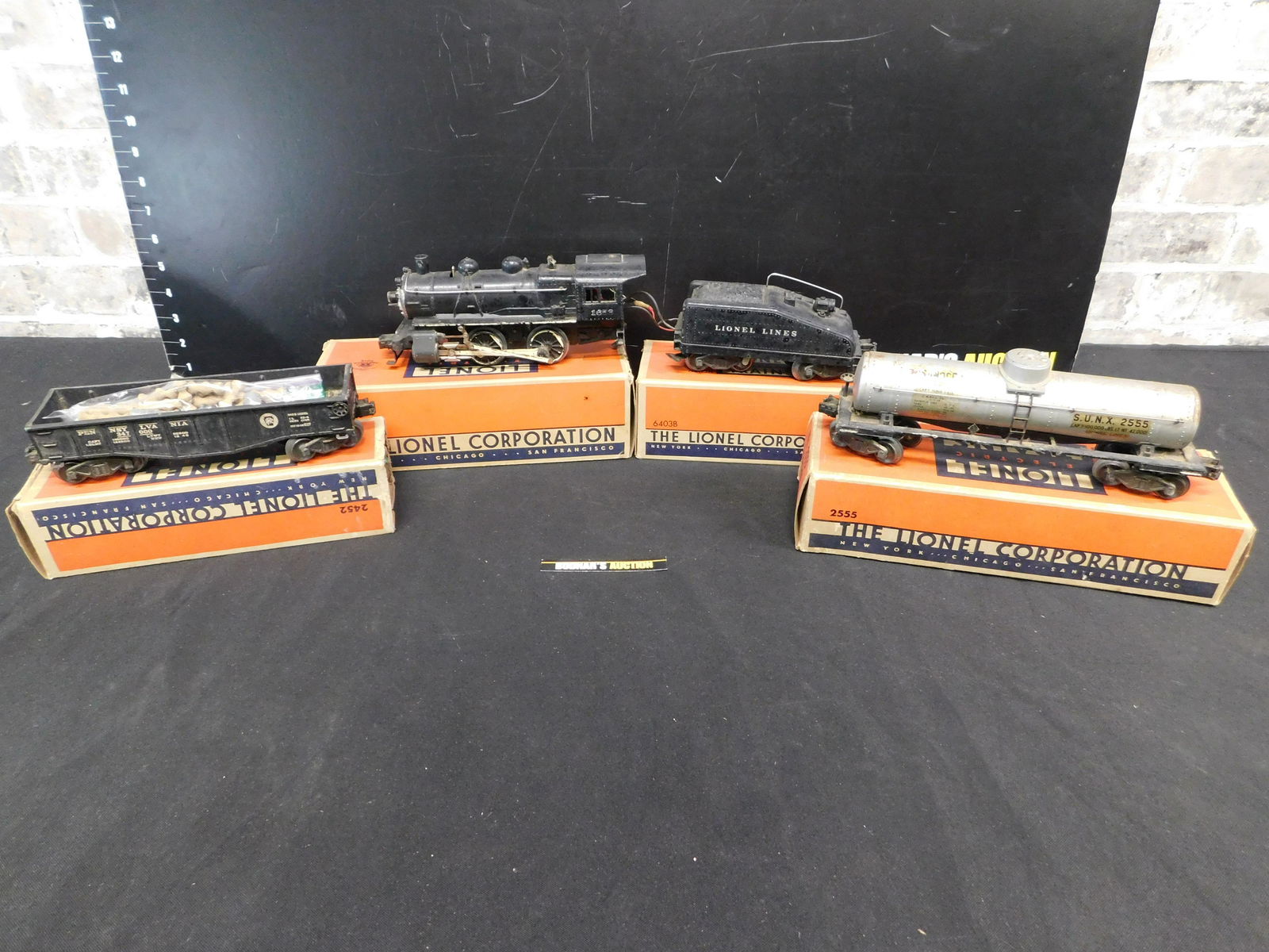 Lionel Post War Train Set including Engine 1656 with (#0074) on Oct 20 ...
