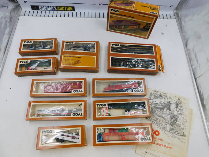 Tyco HO Scale Electric Train Set (#0269) on Sep 28, 2022 | Bodnar's ...