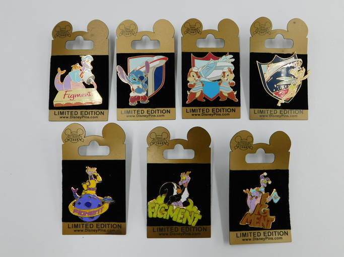Lot of 7 Disney Gold Card Collection Limited Edition Pins (#0230) on ...