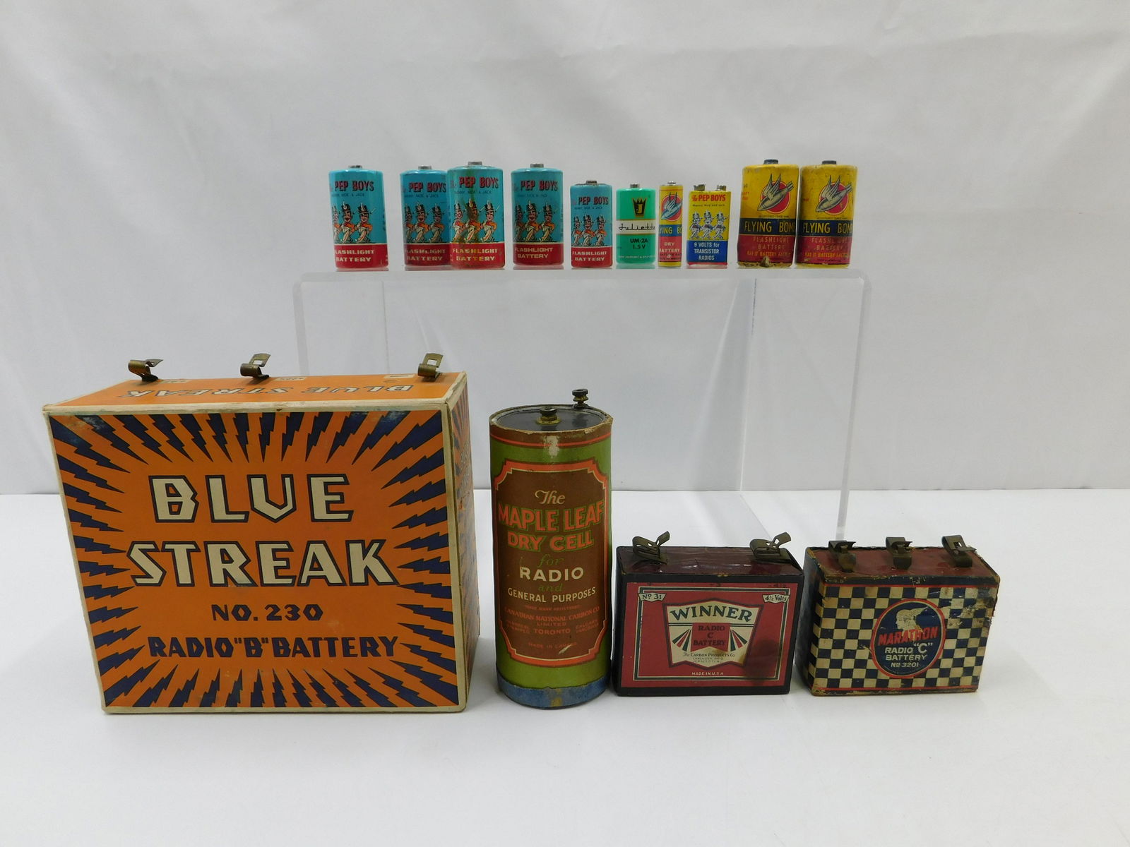 Lot Of 14 Vintage Batteries