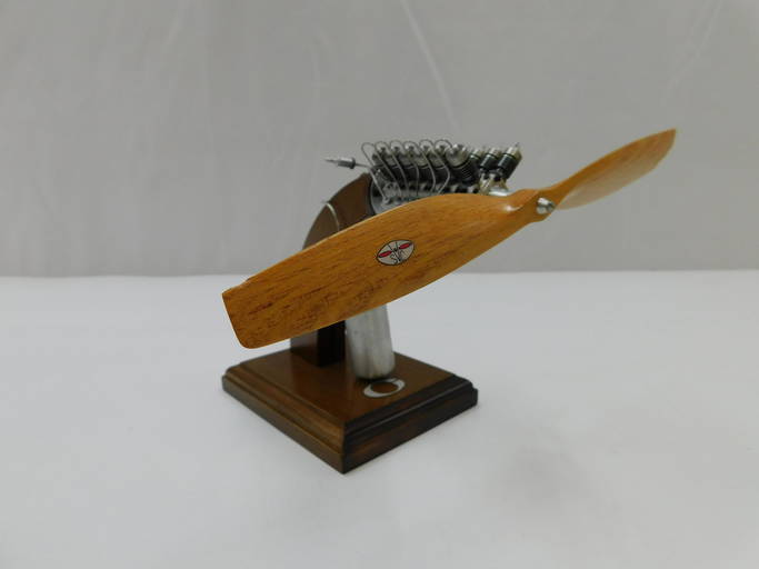 Vintage Co2 Powered 12 Cylinder Model Airplane Engine