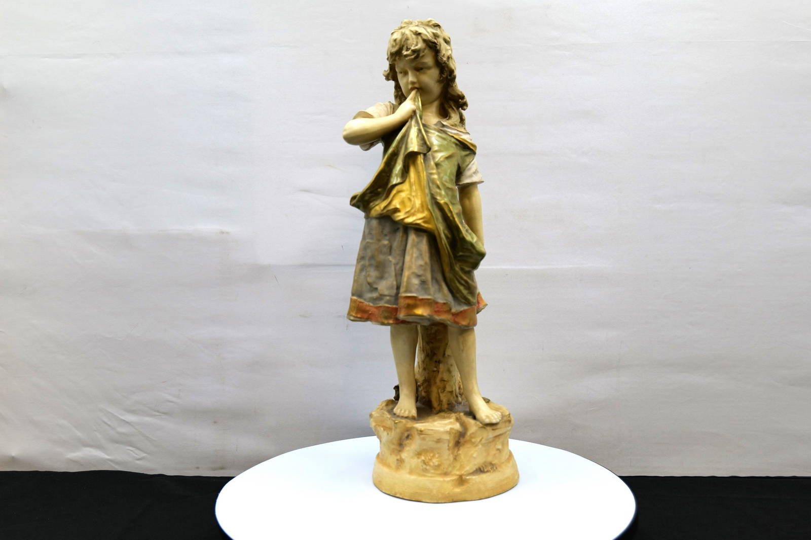 Amphora Rstk Turn-teplitz Bohemia Oversized Figurine Auction