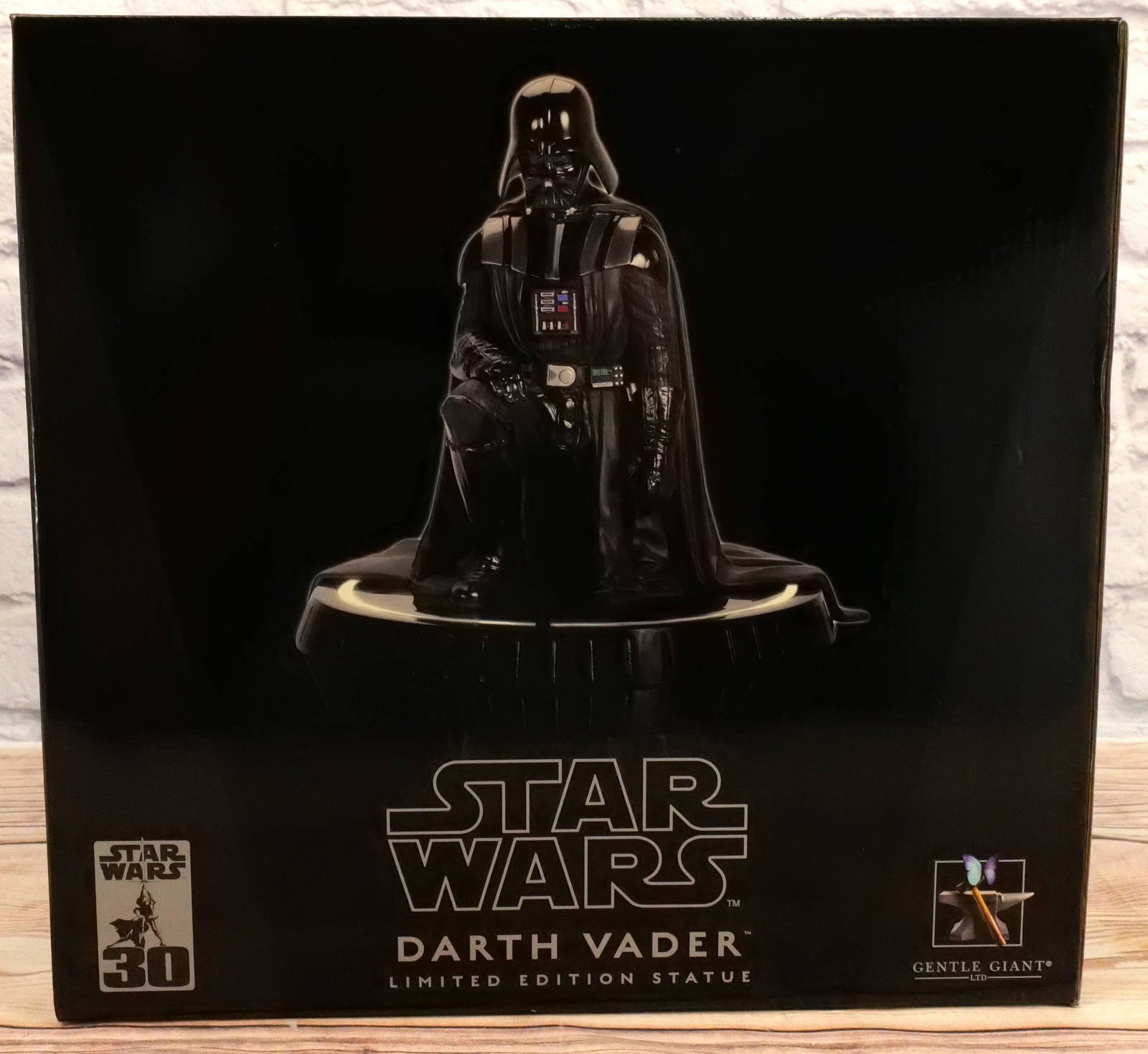 Gentle Giant Darth Vader Statue Auction