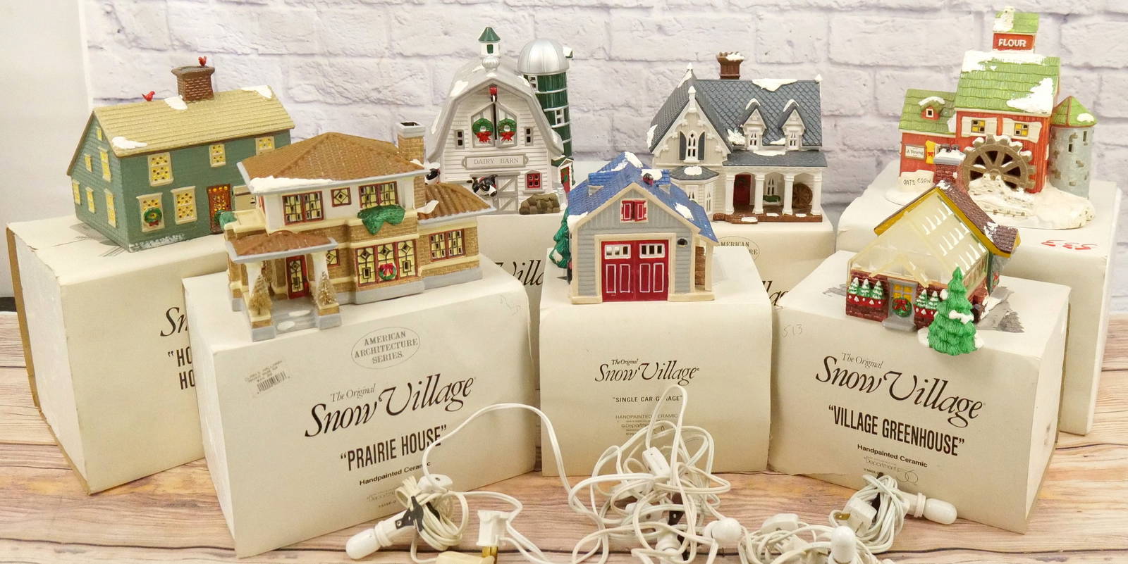 Lot Of 7 Department 56 Snow Village Houses Auction